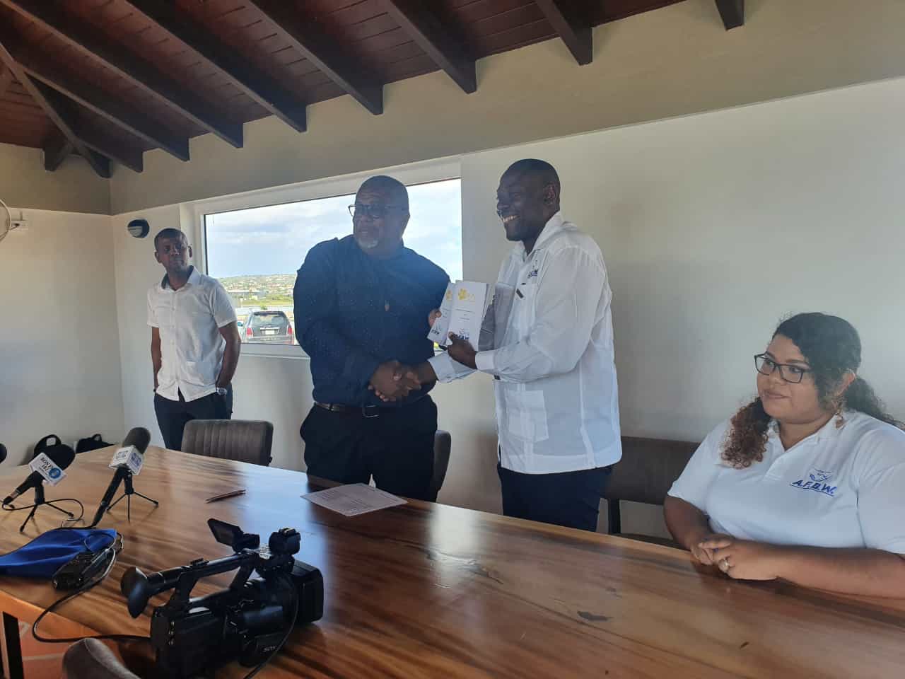 Selibon i AFBW ta firma CAO 2022 – 2024. A.F.B.W Bonaire